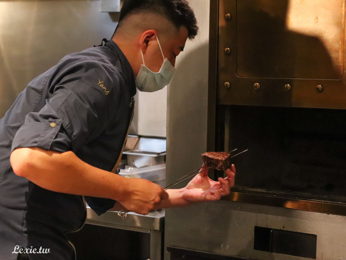 YORU-よる 現代精緻料理-極致美味窯燒和牛，日法混血無菜單fine dining連續三年米其林推薦 @Lexie's Blog寫食派
