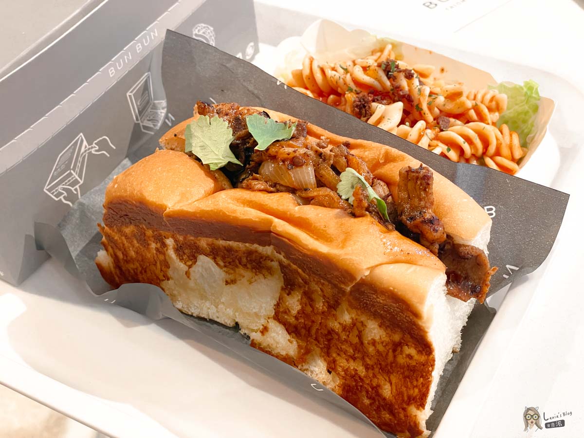 BUN BUN棒棒中山店-時尚網美熱狗堡，吃完不會飽(菜單) @Lexie's Blog寫食派